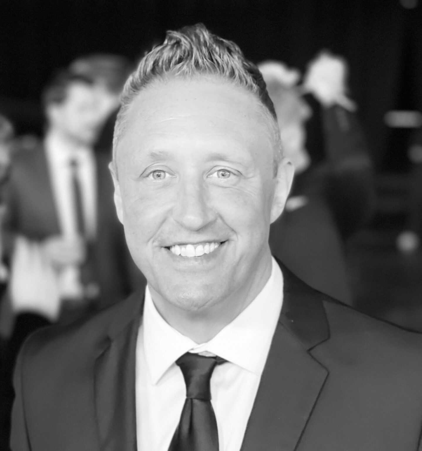 About the Author - Biography on the Family - Dad or Alive